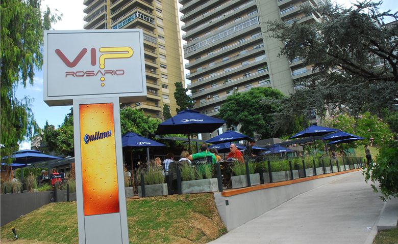 Messi también hizo un gol en Rosario: el bar Vip fue reinaugurado y ya ...