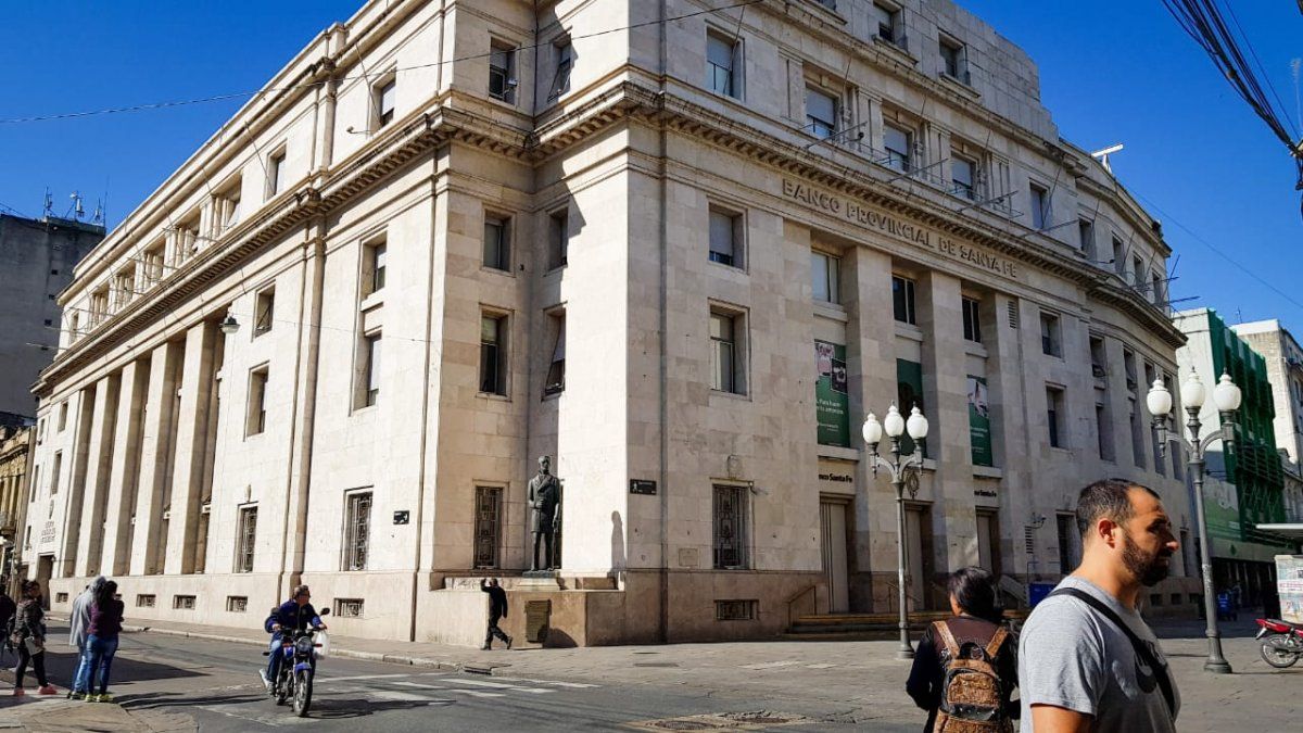 Banco Santa Fe extiende su horario de atención dos horas para pagar ...