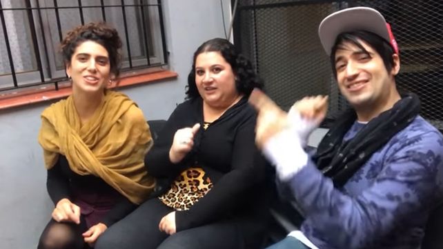 Anto se lanzó como youtuber y publicó su primer video acompañada por ...