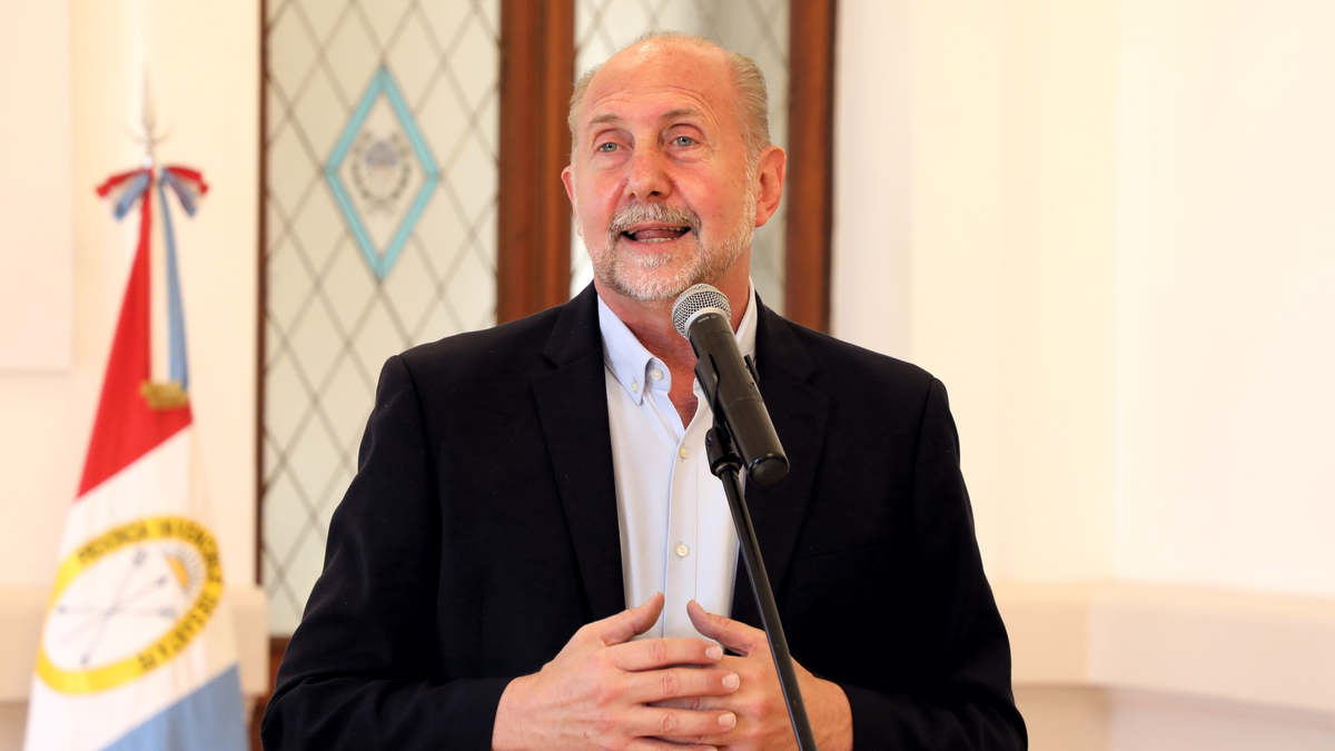 Tras el ataque al super del padre de Antonela, Perotti llega a Rosario