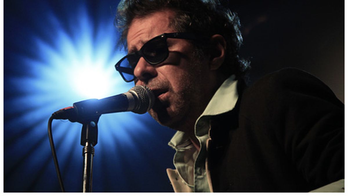 Singular concierto silencioso de Coki & The Killer Burritos hoy en ...