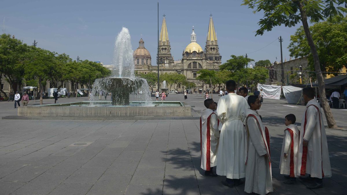 Por las calles de Guadalajara, una ciudad moderna y pasional