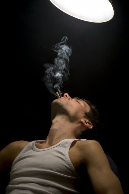 La historia de un fumador que batalla contra el mundo para renunciar al ...