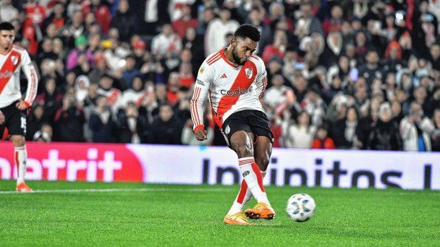 River venció a Tigre como local con tres goles de Miguel Borja