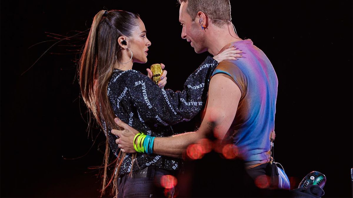 Coldplay sorprendió al invitar a Tini Stoessel en el quinto recital que dio en el Monumental