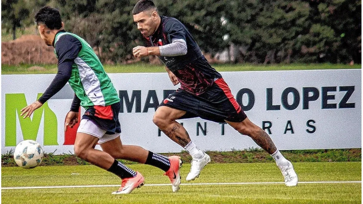 Nicolás Delgadillo se fue de Colón y ya tiene nuevo club en el exterior