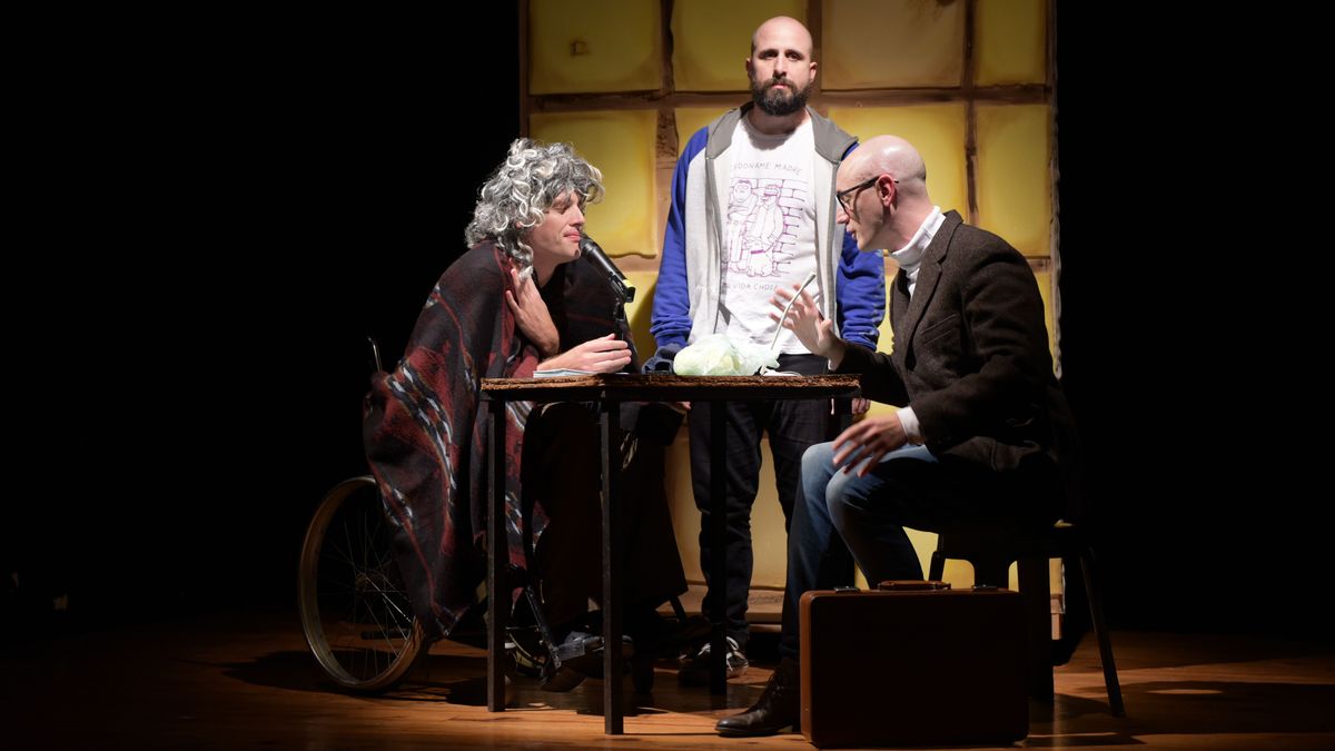 Humor paródico para celebrar la magia de la radio