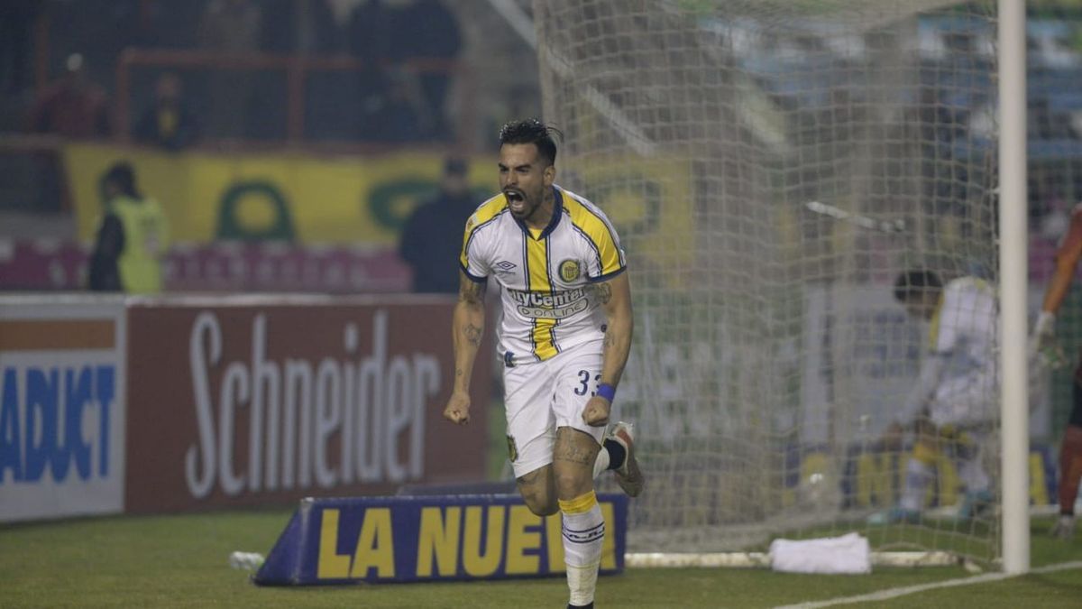 El primer gol de la era Tevez fue de un zaguero: Javier Báez