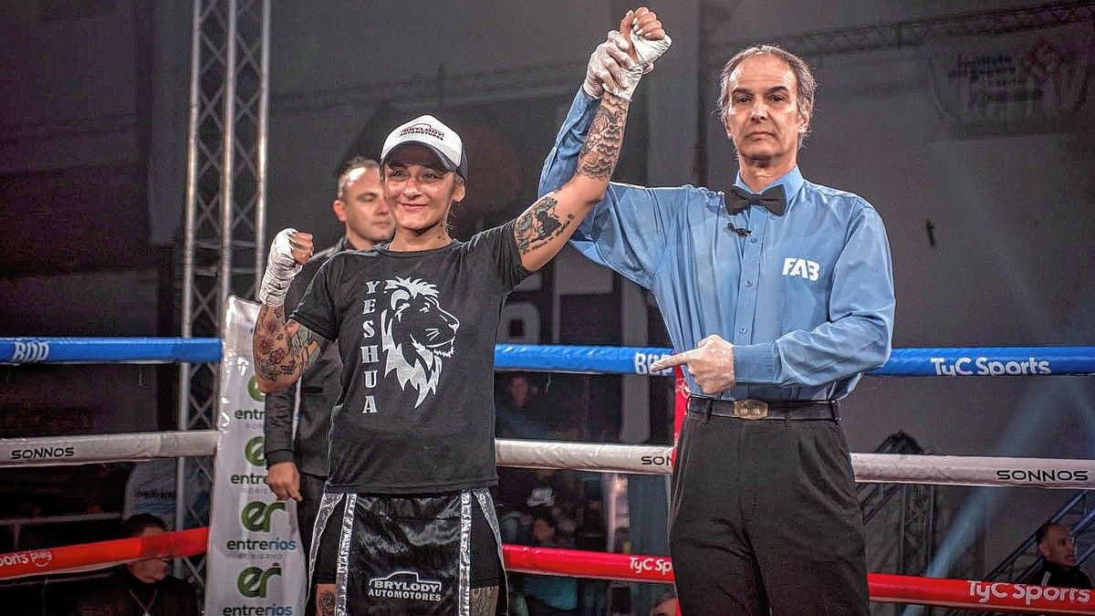 Débora Dionicius volvió a ganar y Dimas fue ovacionado