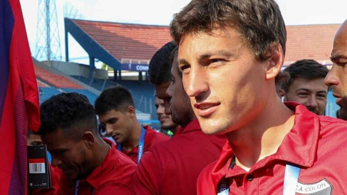 Damián Schmidt reconoció su deseo de seguir en Colón