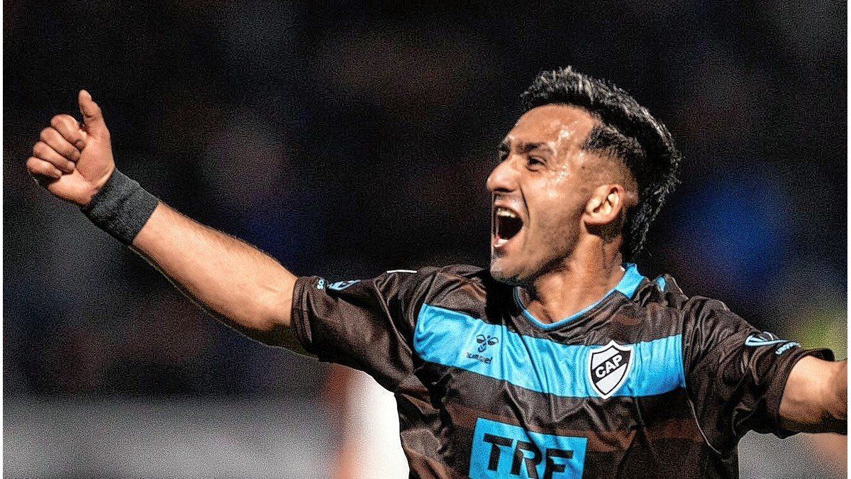 Platense venció a Lanús y sumó su primer triunfo en la Copa de la Liga