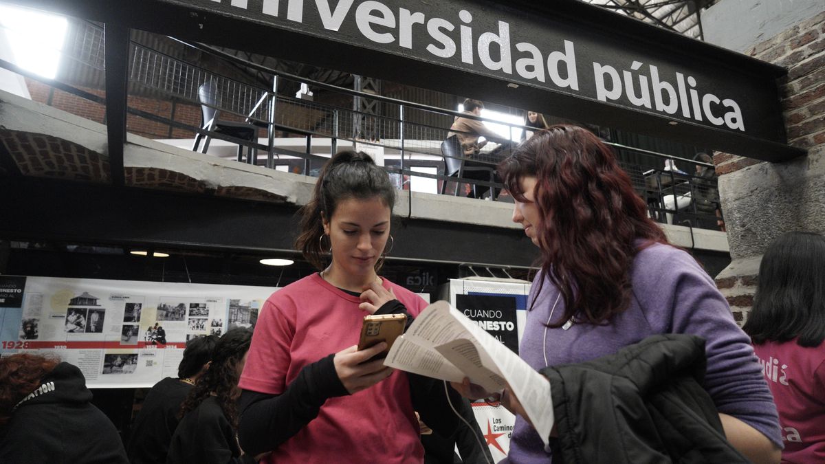 La UNR cambia la forma de confeccionar los títulos de sus graduados