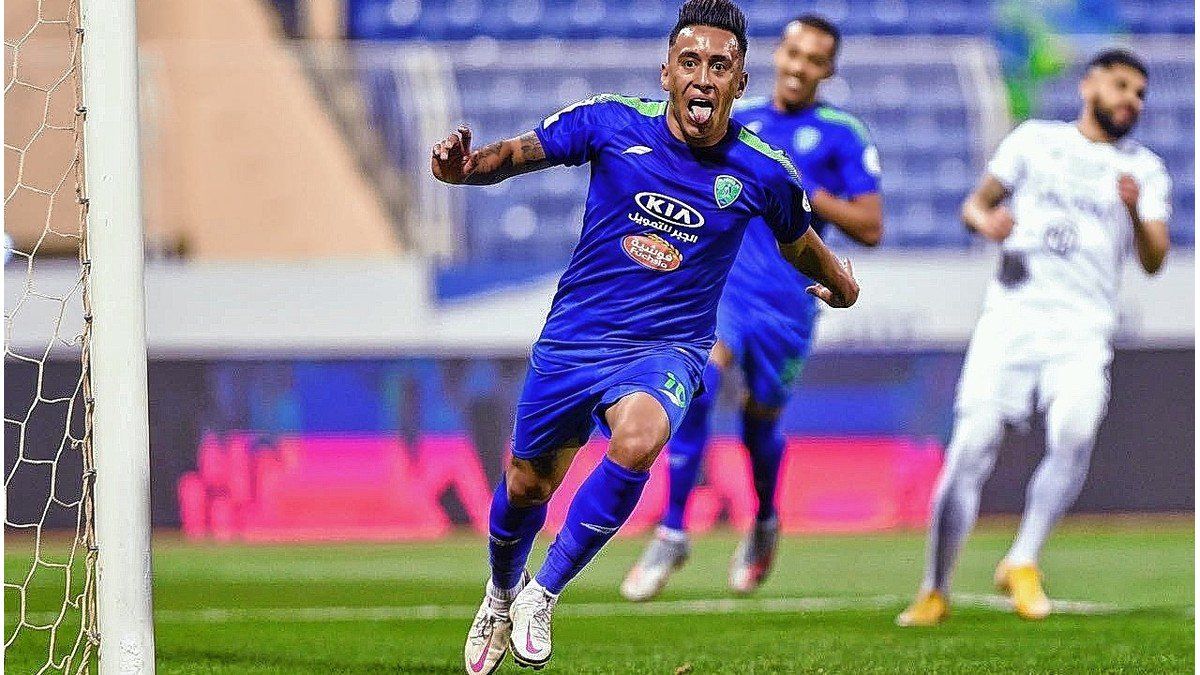 Colón habría mostrado interés en el peruano Christian Cueva