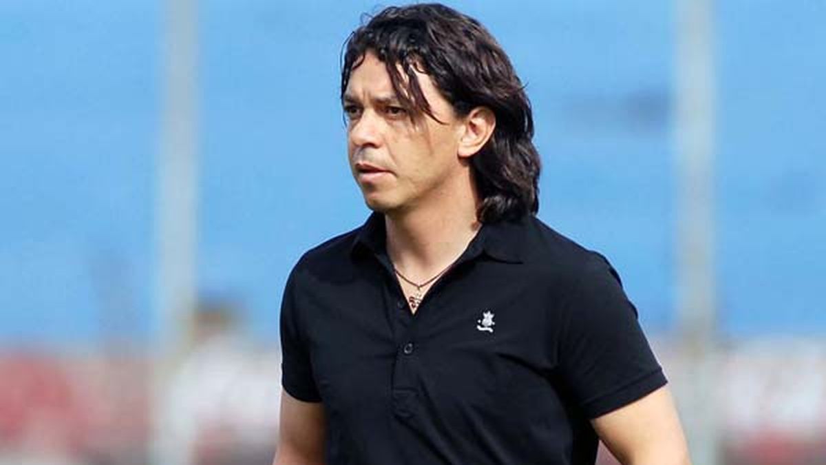 Gallardo pondría a Mora y Teo entre los titulares