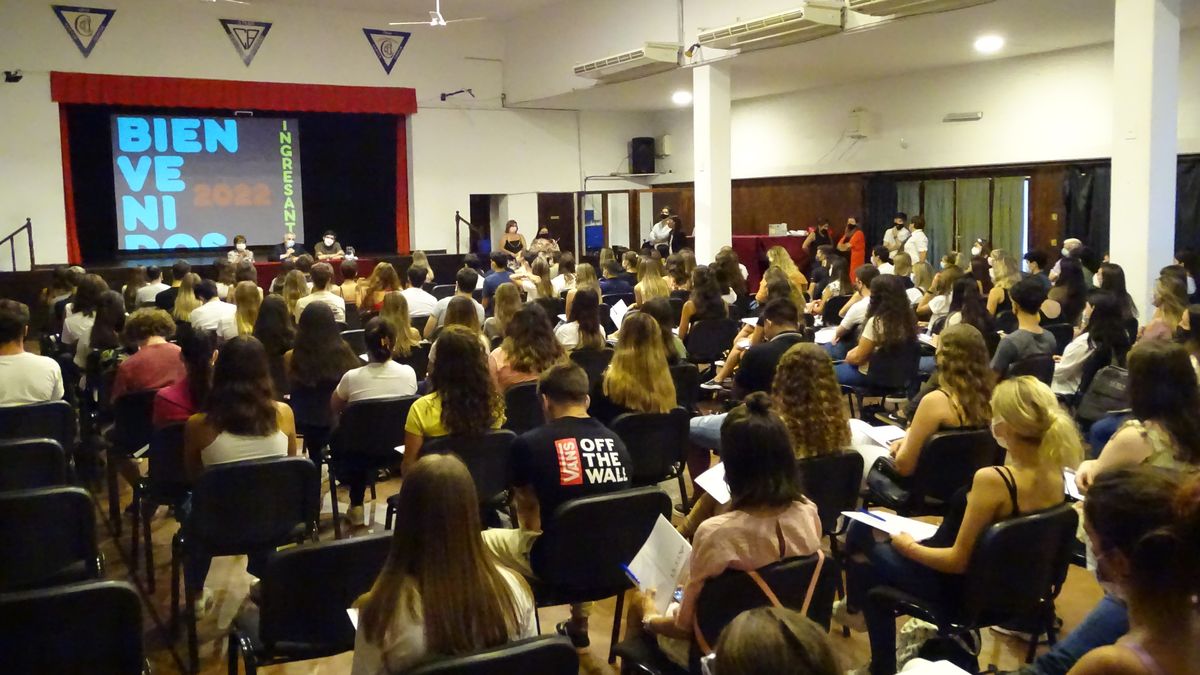 UCEL, una universidad que une excelencia académica y alta tasa de ...