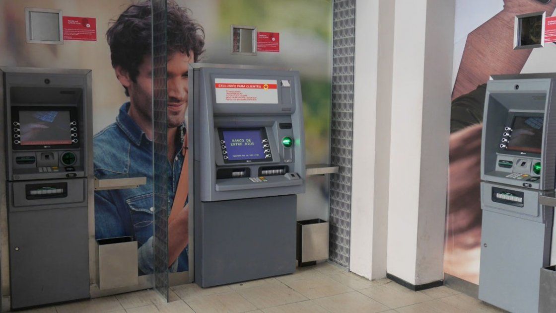 Banco Entre Ríos instaló un nuevo cajero automático inteligente