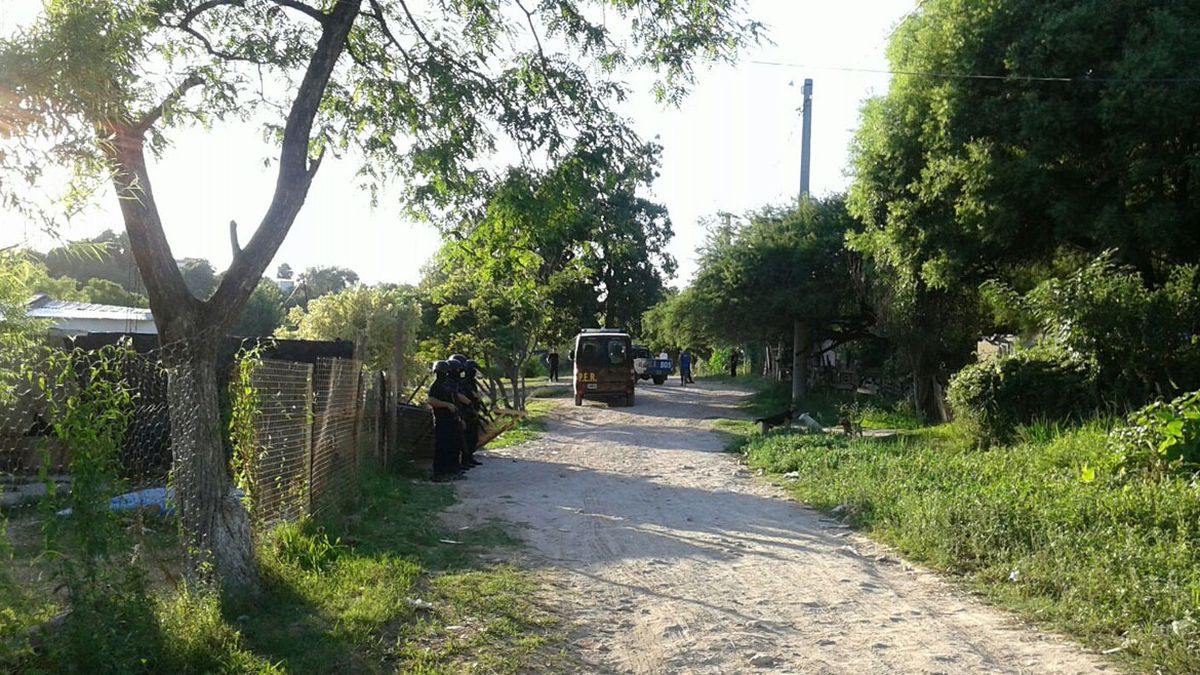 Secuestro de armas y drogas en barrio Humito