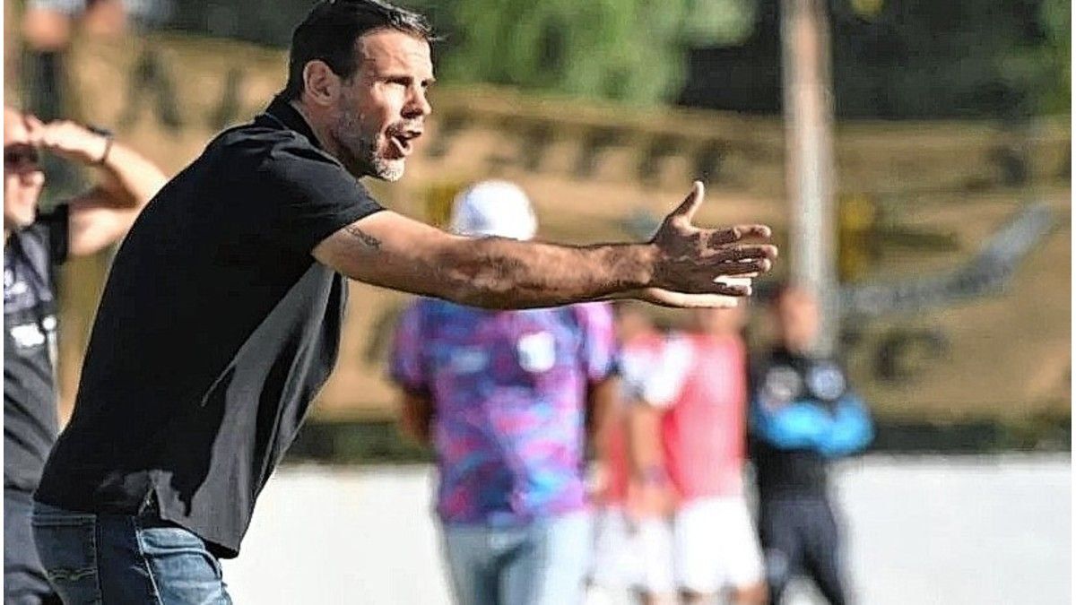 Se puso en marcha el ciclo de Andrés Yllana en Colón en busca de la ...