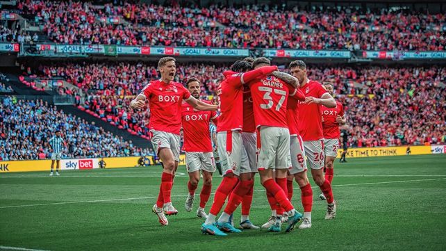 Nottingham Forest vuelve a la Premier League tras de 23 años