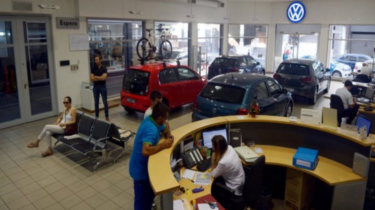 Feria de descuentos en las concesionarias para impulsar las ventas de autos