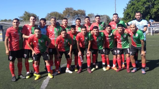 Asociación Rosarina Fútbol: Coronel Aguirre ganó y es líder