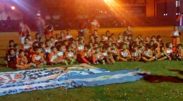 El emotivo video de los chicos de Grandoli para Messi y Argentina rumbo ...