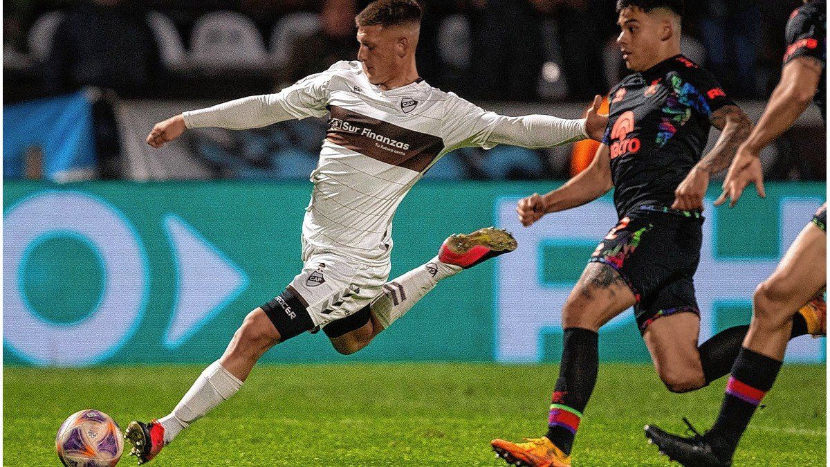 Ganó Platense y quedó a un paso de la zona de salvación