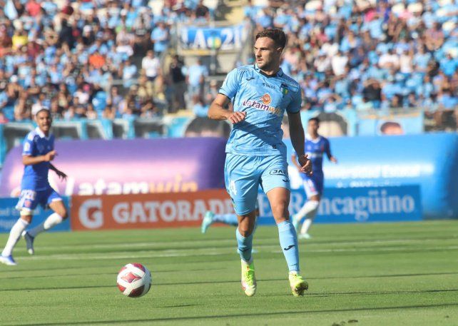 Colón suma una cara nueva para el bloque defensivo