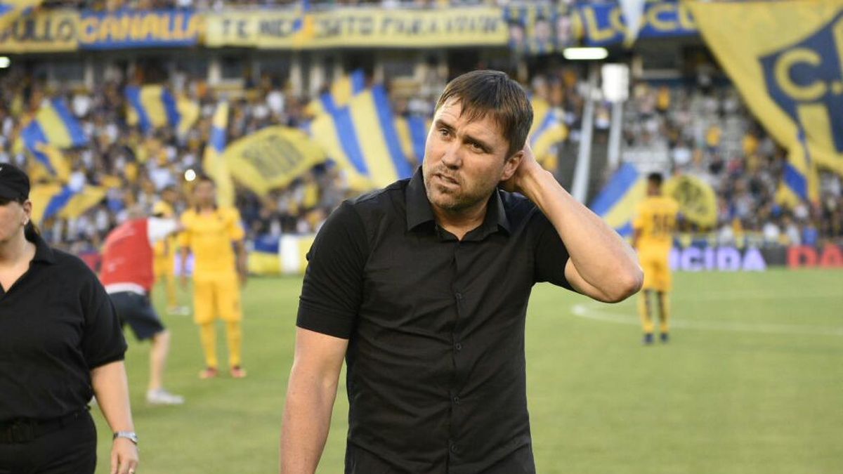 El Chacho Coudet avisó que no dirigirá a Racing y no dudó en revelar ...