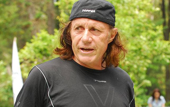 Guillermo Vilas habló de todo y reveló proque se viste de negro