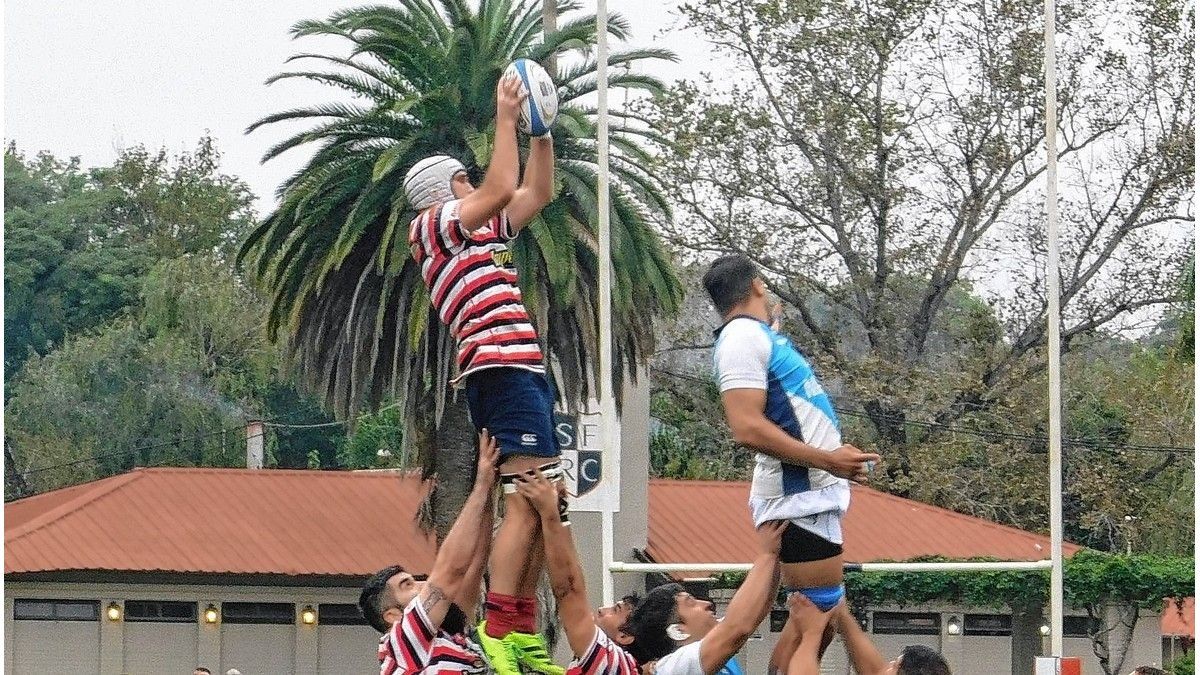 Santa Fe Rugby ganó y es el único puntero del Regional