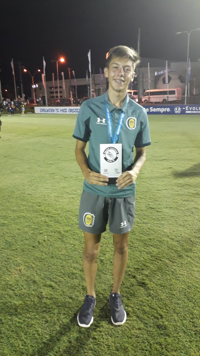 Ignacio Moreno, goleador de la 6ª de AFA, va tras los pasos de Alejo Veliz