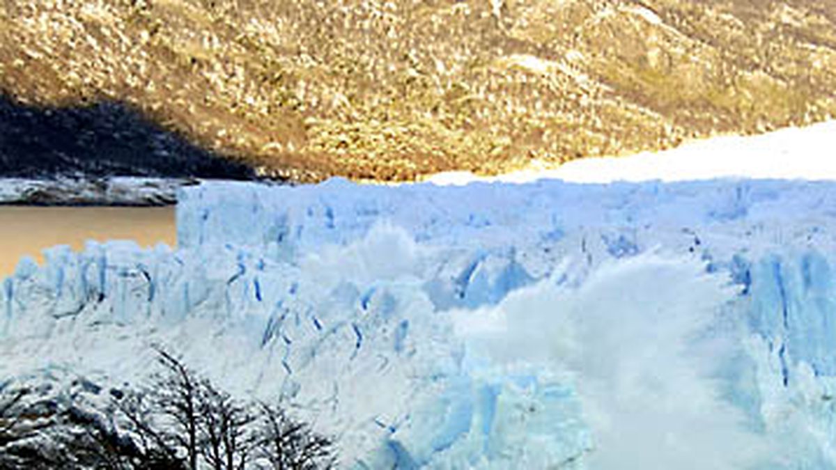 El Perito Moreno se desmoronó tras una semana de gran expectación