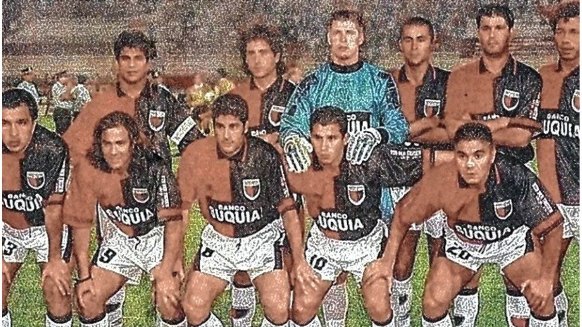 Se cumplieron 27 años del debut de Colón en la Libertadores