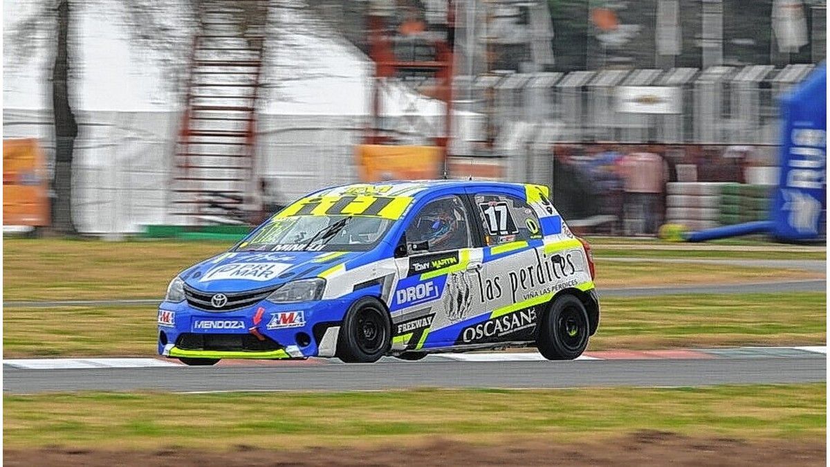Tomás Martín se impuso en la quinta final de Turismo Pista Clase 3