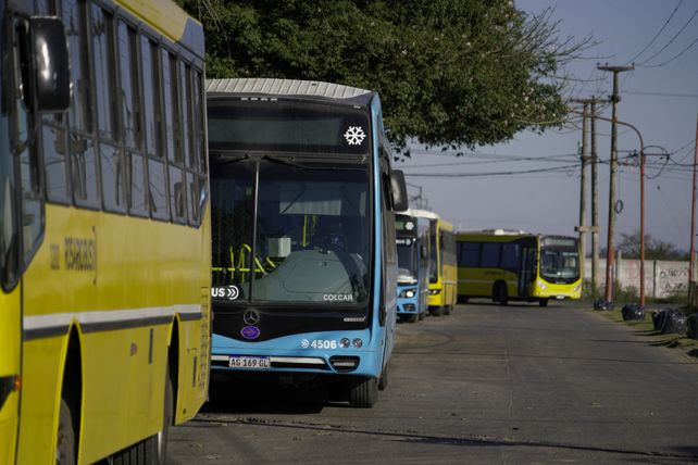 Transporte: denuncian que Rosario Bus saca coches entre las 9 y las 11.30