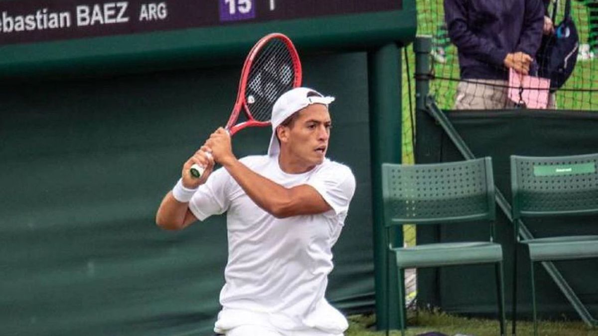 Sebastián Báez ganó en su debut absoluto en Wimbledon