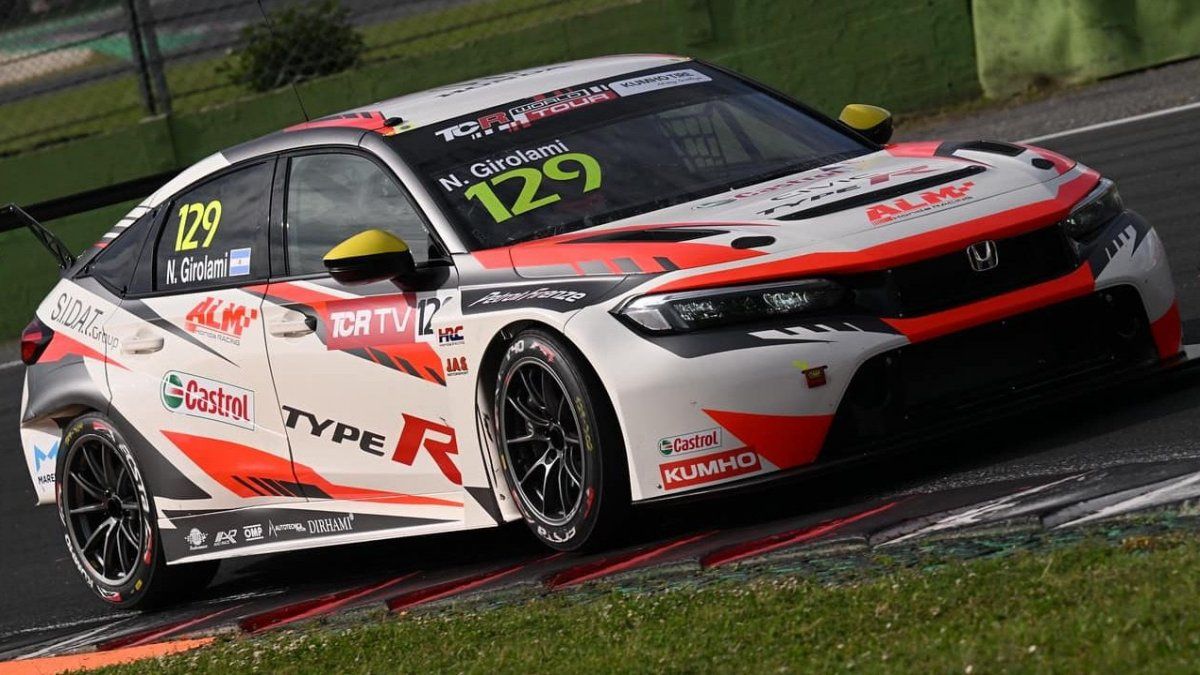 El argentino Girolami terminó sexto en el TCR en Italia