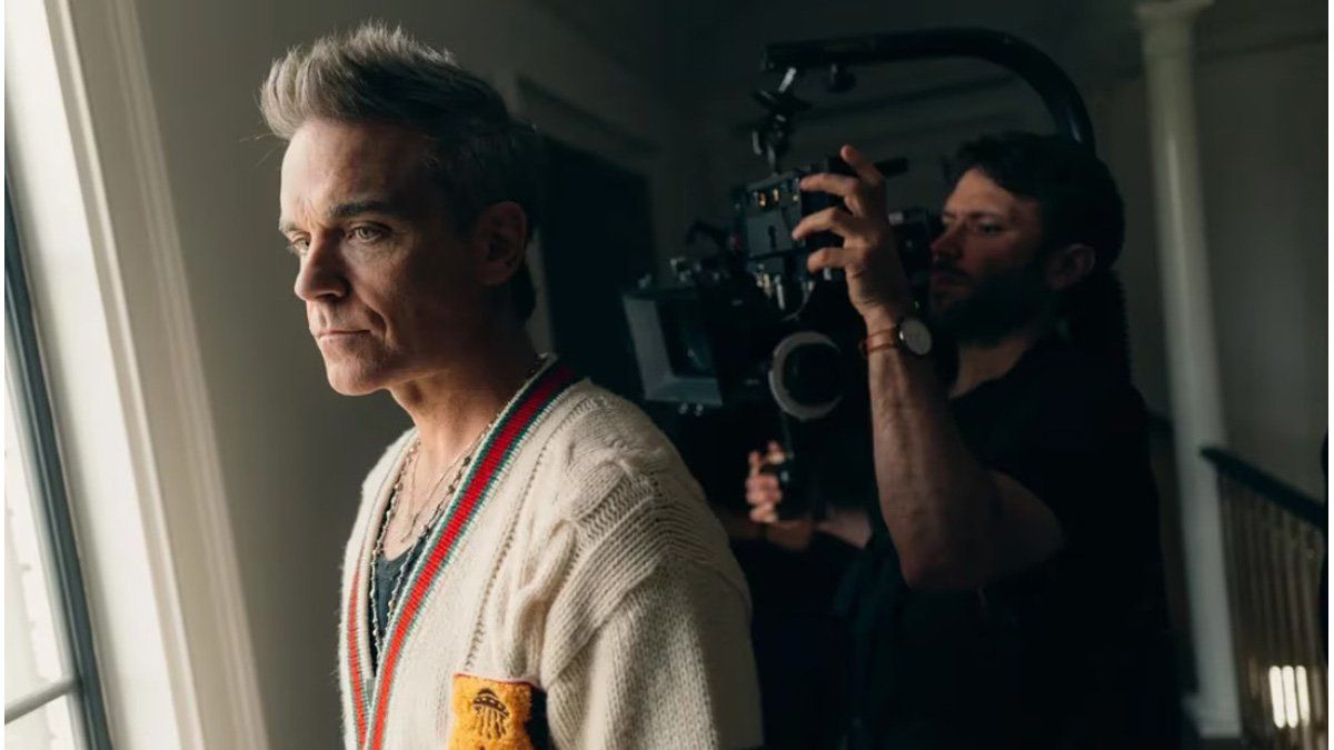 Robbie Williams atraviesa duro momento por sus excesos