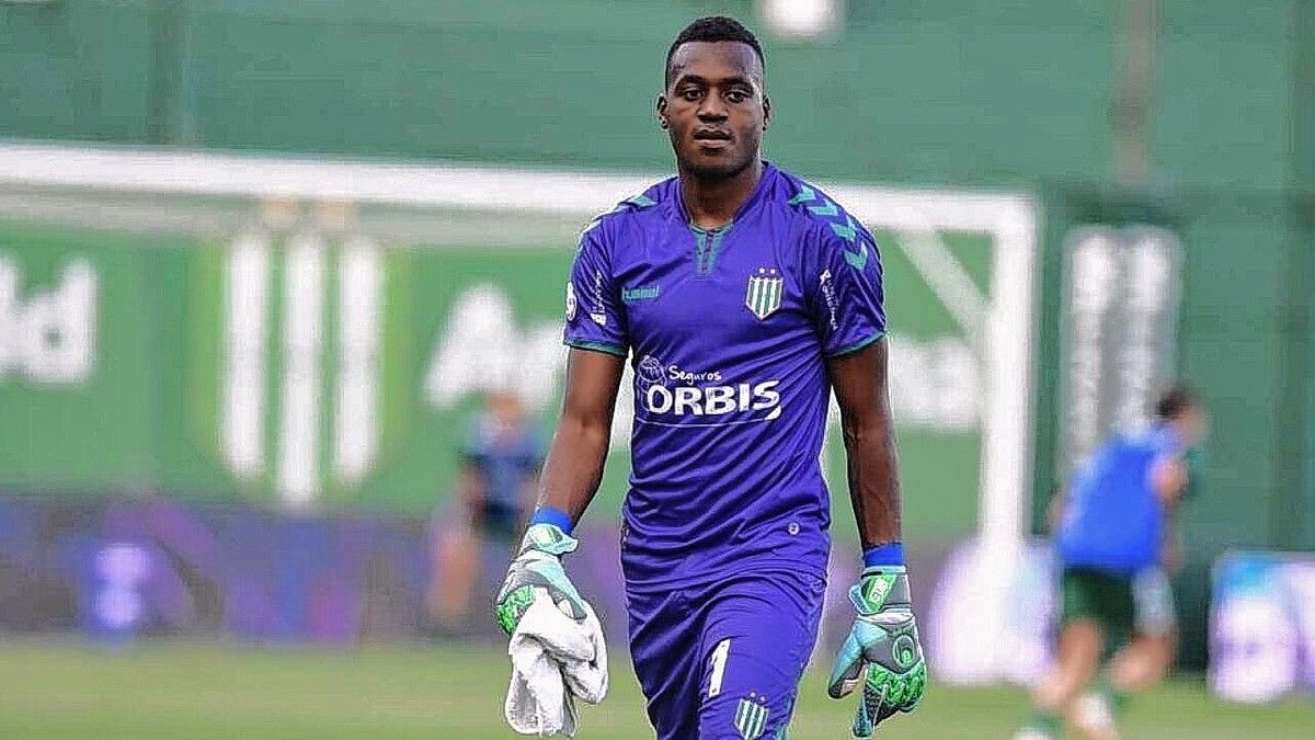 Arboleda, el arquero que está en el radar de Newells