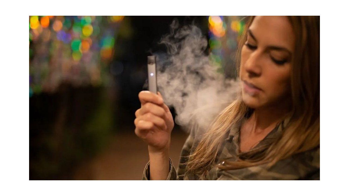 El vaper: la conveniente y popular opción de algunos fumadores