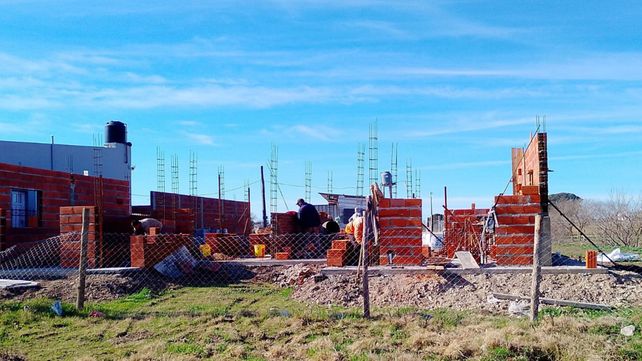 General Ramírez: avanza la construcción de viviendas de IAPV