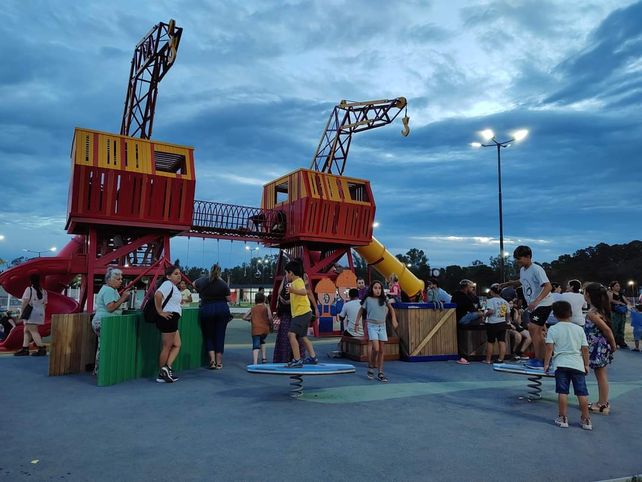 Puerto San Martín: una vuelta por el carrusel Titán, el más grande del ...