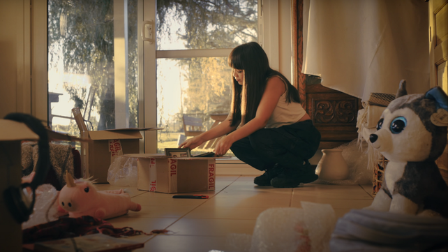 More con Flow lanzó su primera canción con Universal Music, titulada Fácil