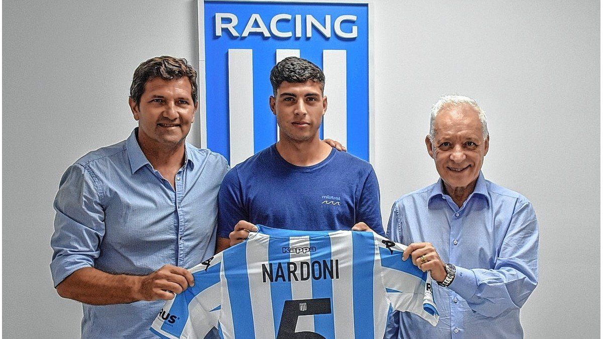 Racing hizo oficial la incorporación de Juan Ignacio Nardoni