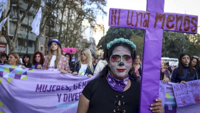 A diez años del primer Ni Una Menos, Rosario vuelve a marchar contra la ...