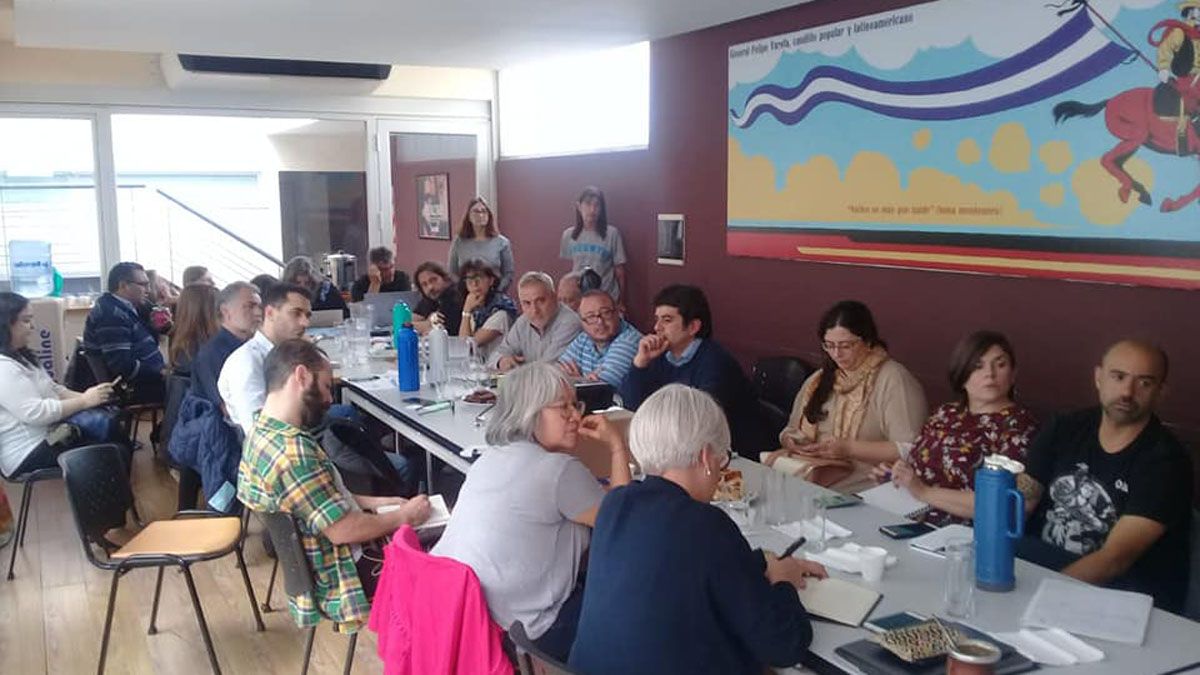 AGDU insiste con el reclamo por la compensación salarial