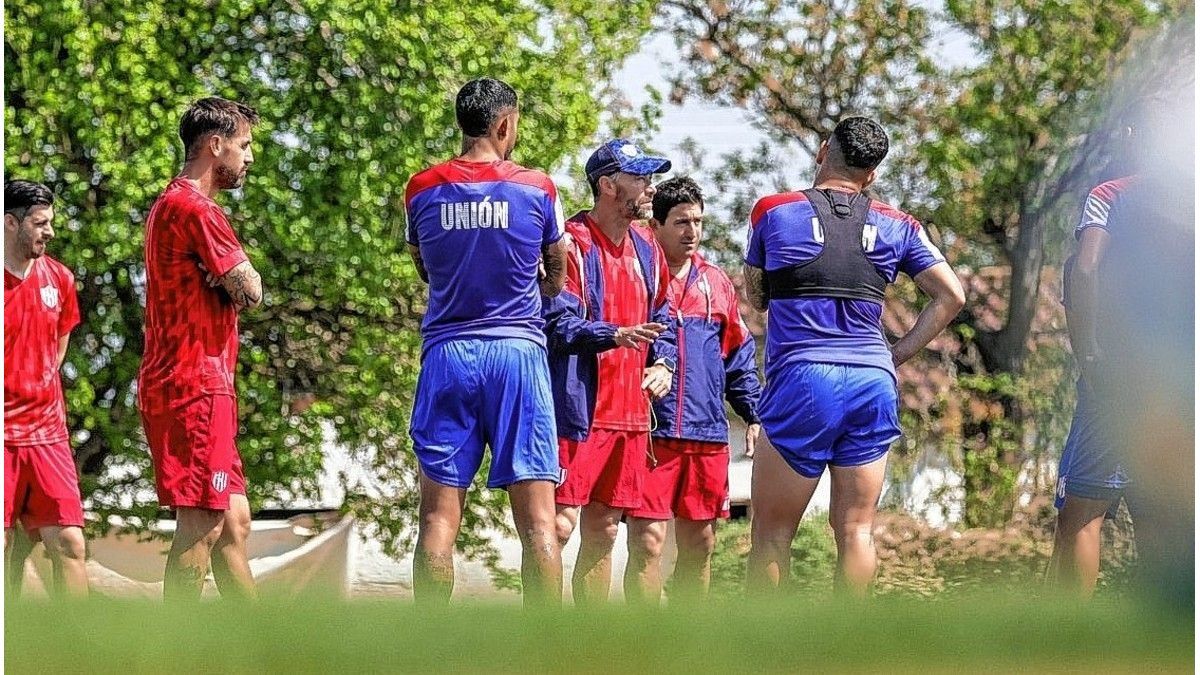 Cristian González, con un gran dilema en Unión