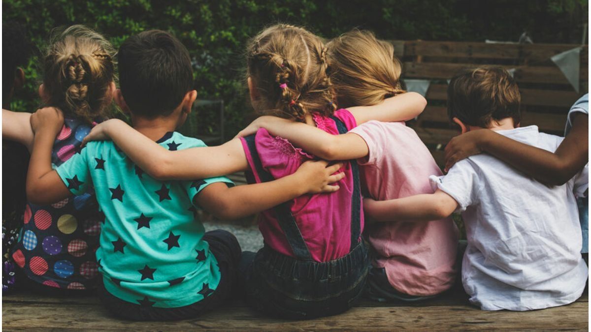 Seis hermanos de entre 2 y 10 años esperan ser adoptados juntos para no ...