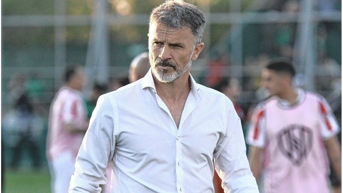 Ferro le ganó la pulseada a Colón y anunció a Grelak como técnico